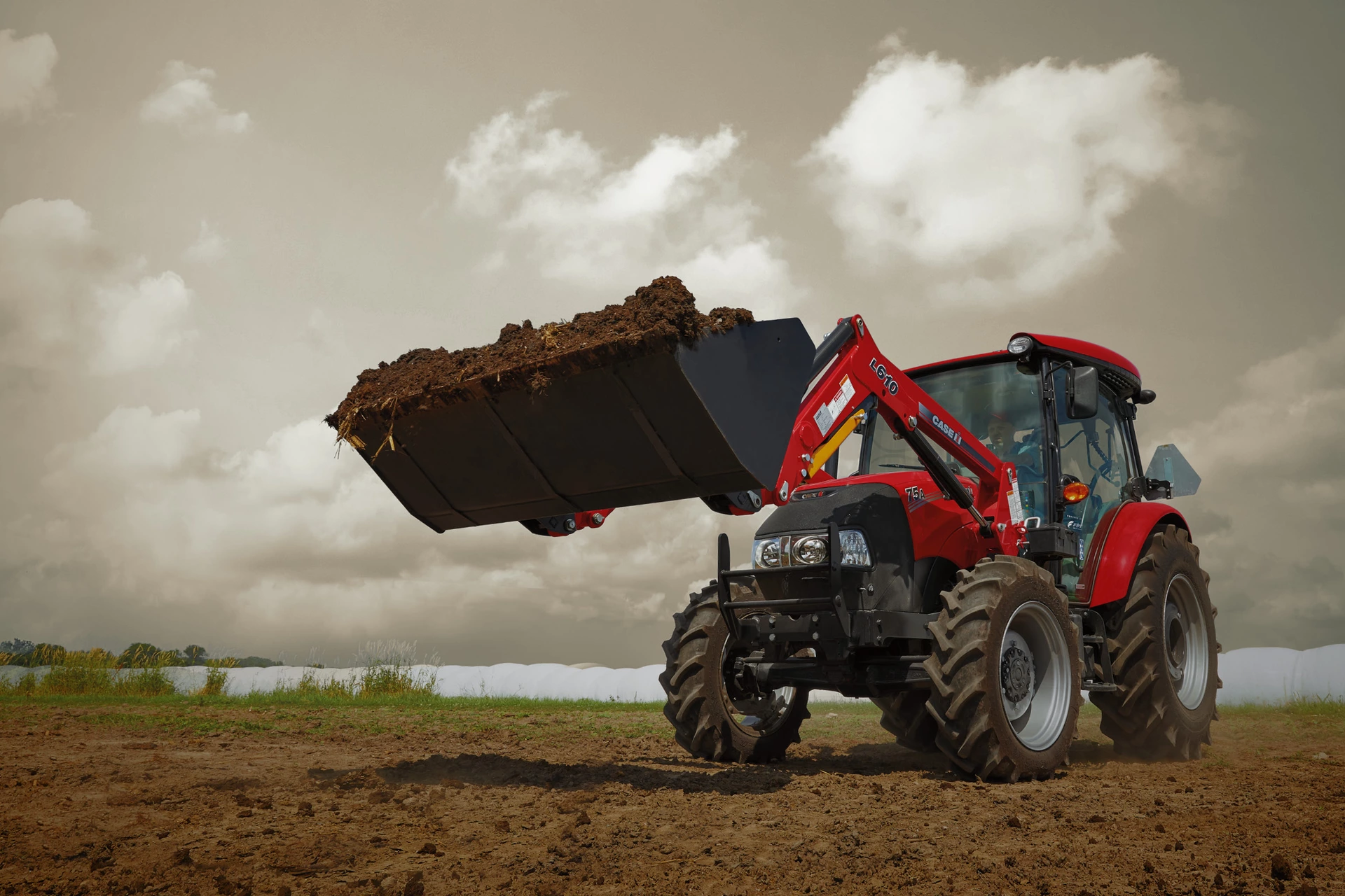 Case IH L600 Series Loaders - Hlavinka Equipment Company